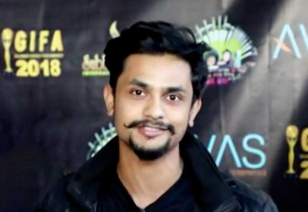 Gujarati movie actor Nilay Patel becomes a singer - Sheetal Sangeet ...